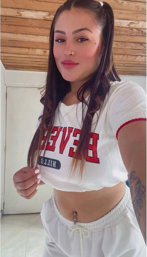Nicole Chica Colombiana Risueña Tel 610408049 Conocer Chicas En